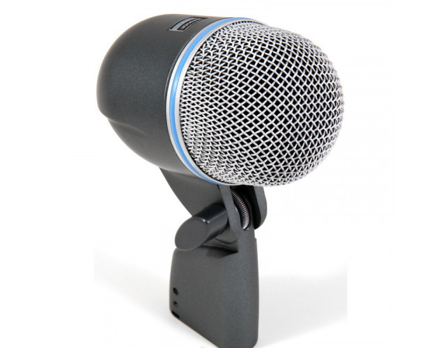 location micro shure BETA 52 pour prise de son grosse caisse
